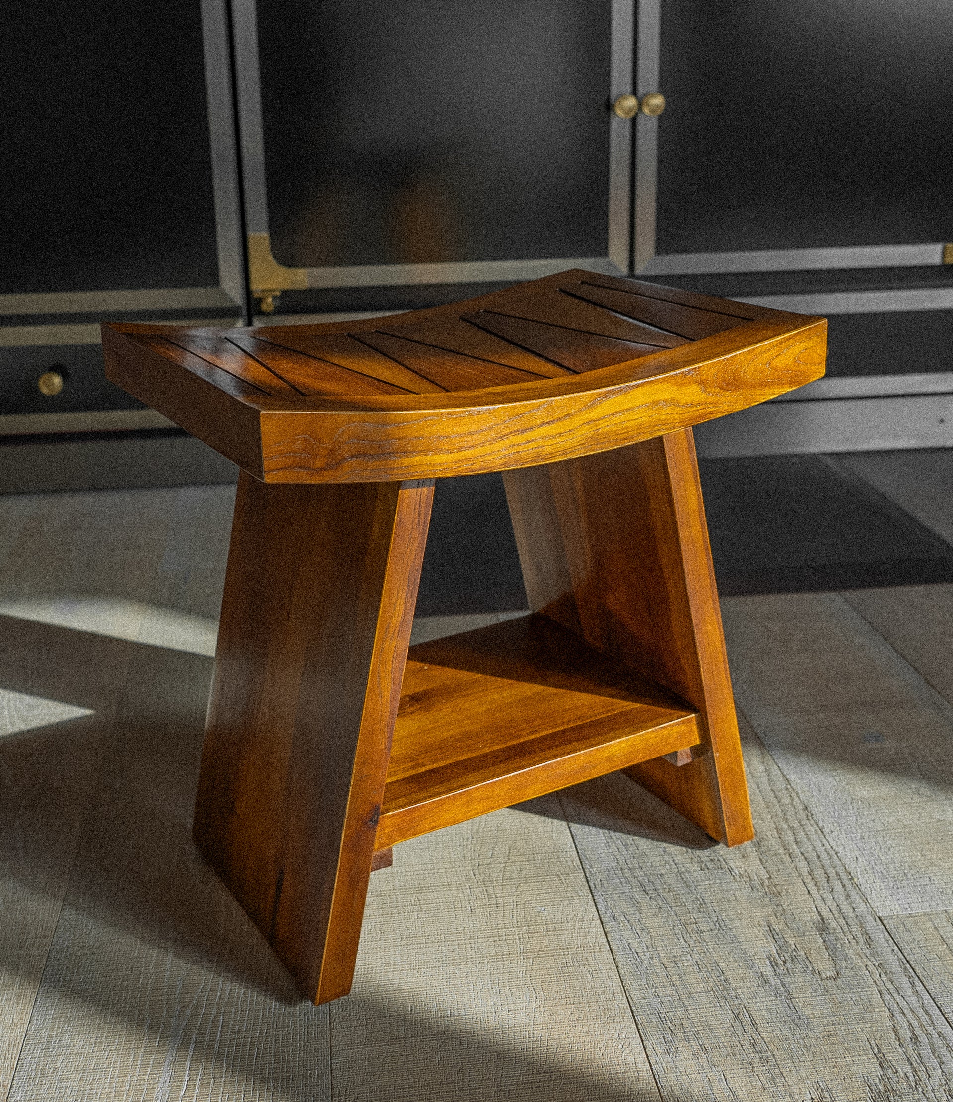 Embrace the Curve: The Allure and Practicality of Curved Outdoor Bench ...